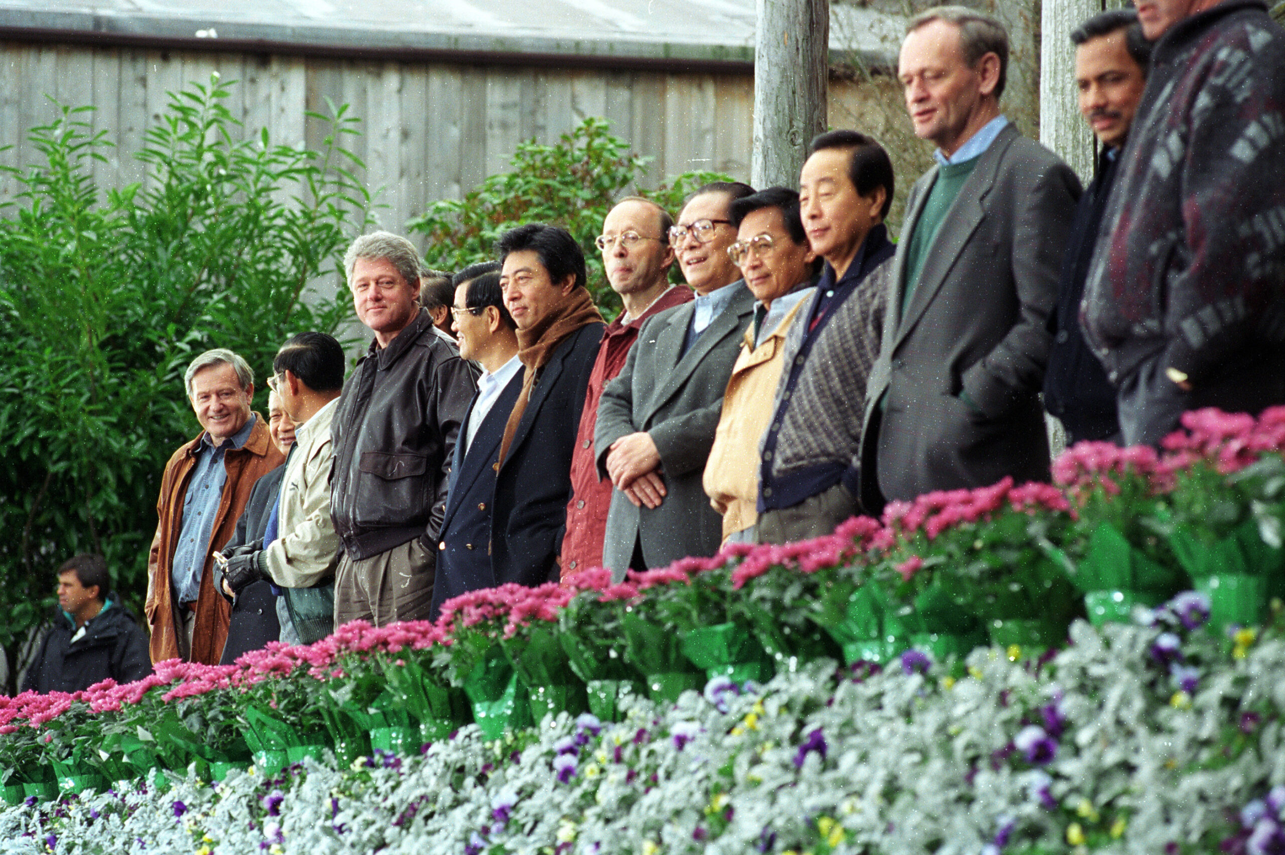 ‘Dominoes to Dynamos’: Clinton and Jiang at the First APEC Summit - CAFE